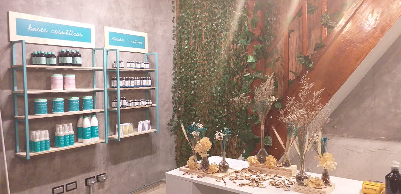 Agora como franquia, Flora Fiora reabre suas portas em novo endereço ...