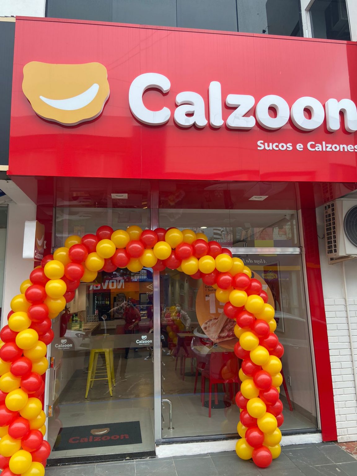 Calzoon fecha 2021 com 50 novas inaugurações e dobra o faturamento da ...