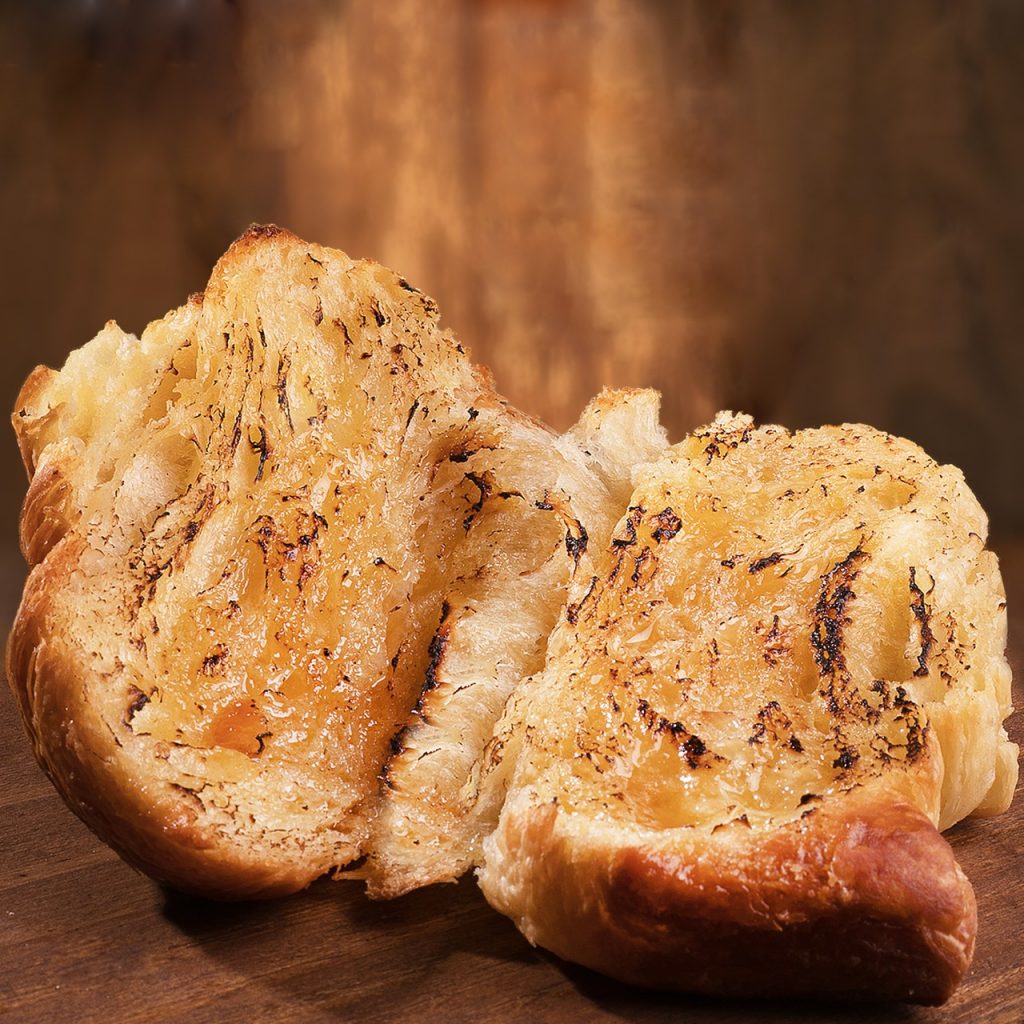 Um clássico em nova versão: French Toast Croissant - Mapa das Franquias