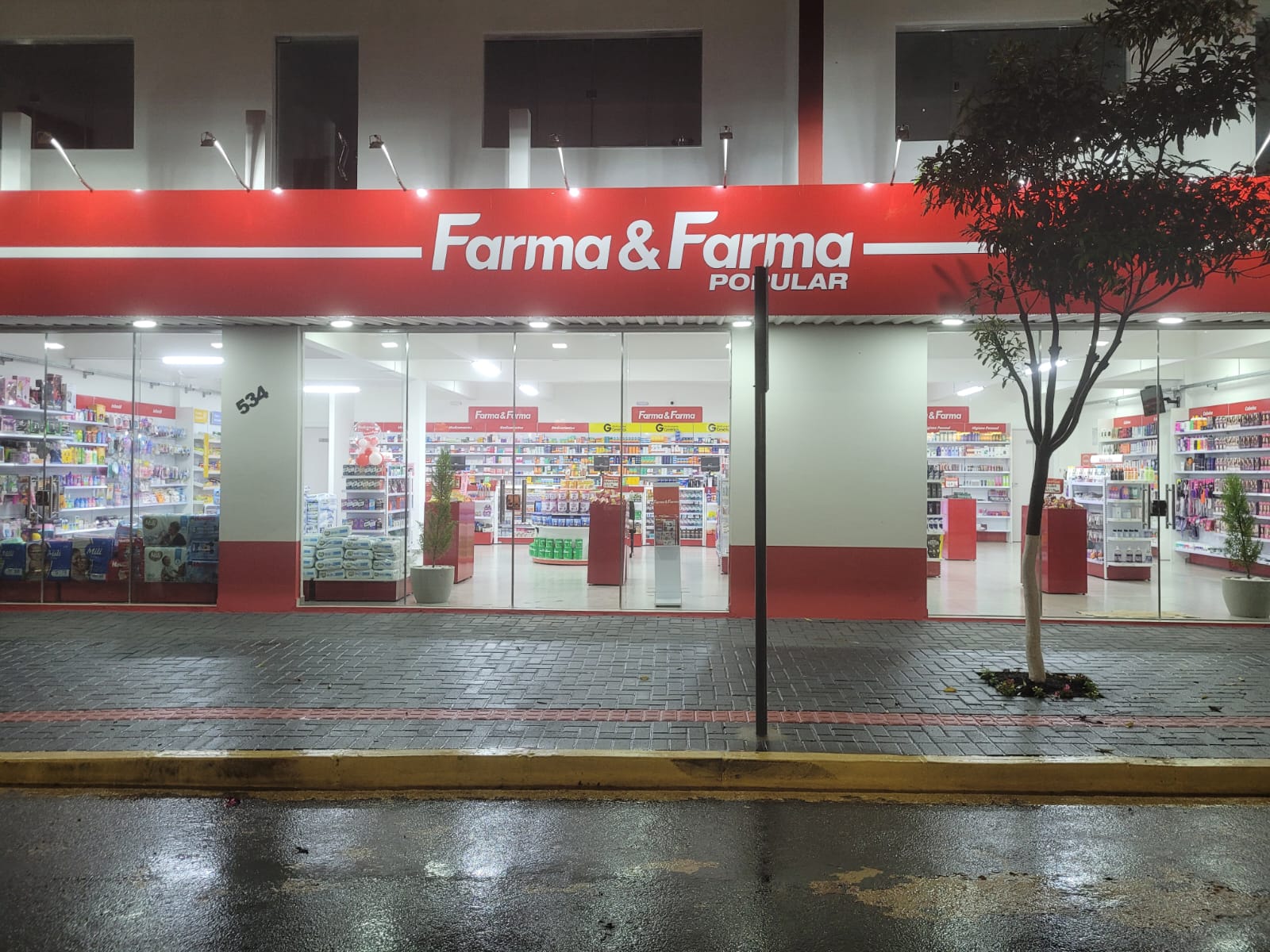 Farma & Farma cresce 10% acima da média do setor farmacêutico, com foco ...