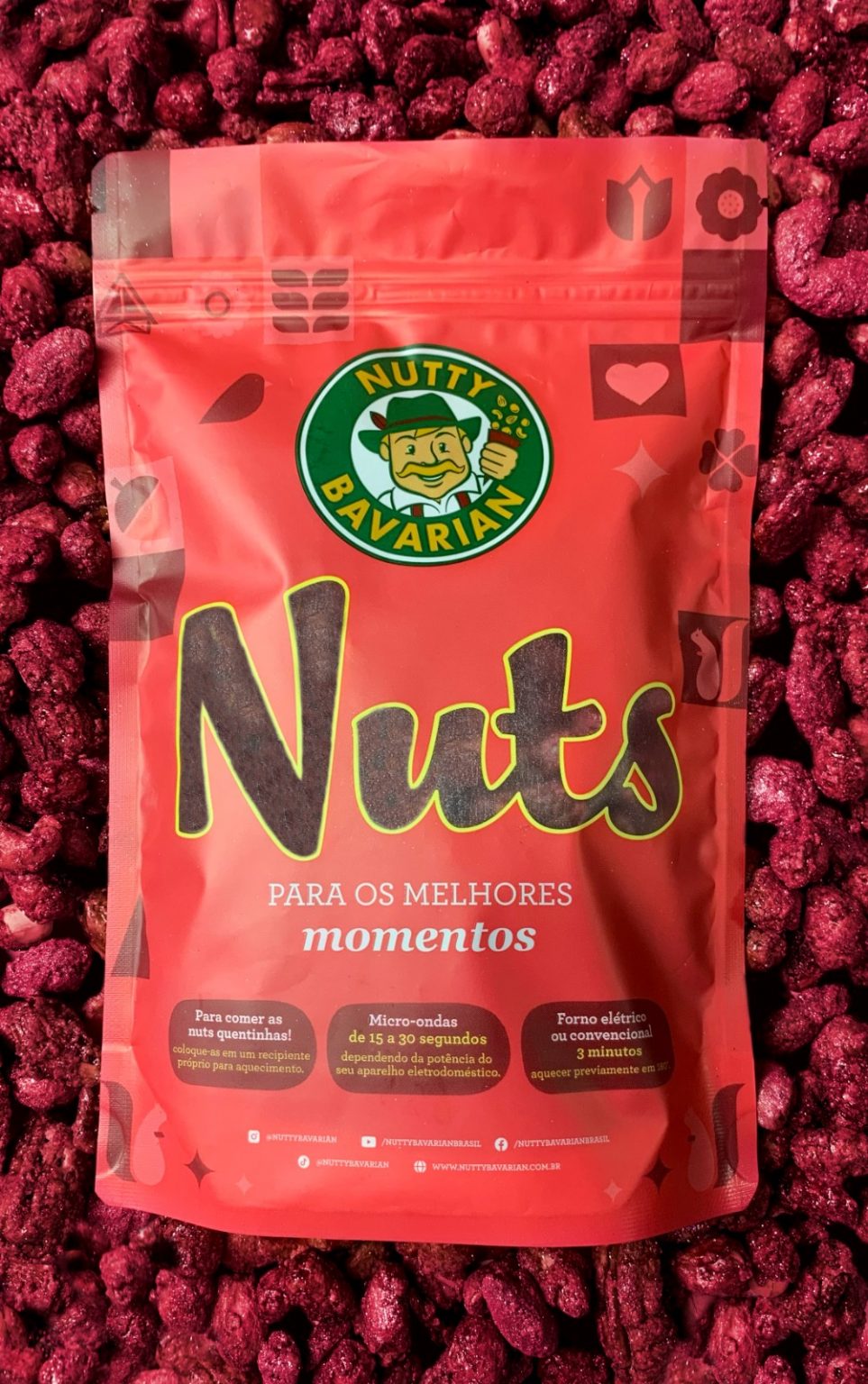 Nutty Bavarian lança o novo produto Pink Nuts para celebrar o mundo cor ...