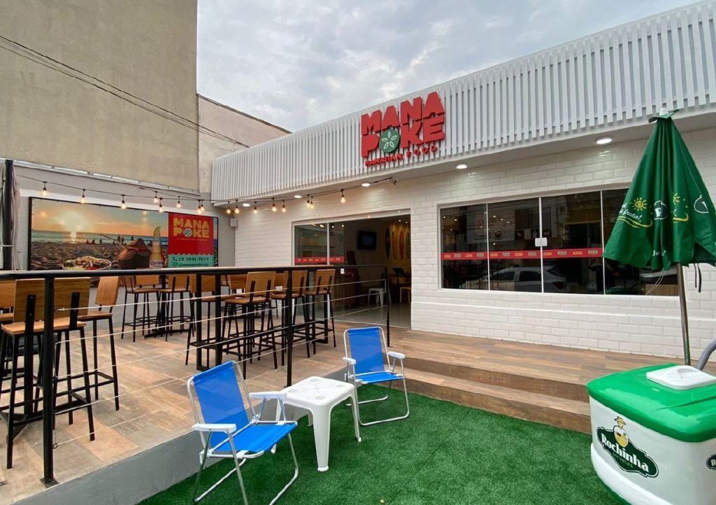 Rede de comida havaiana Mana Poke completa cinco anos em dezembro e ...