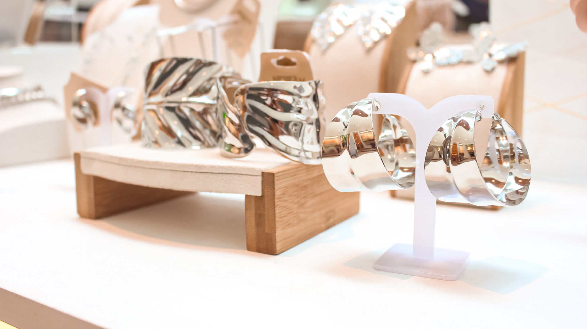 Norah Acessórios, marca pernambucana, investe na expansão na capital ...