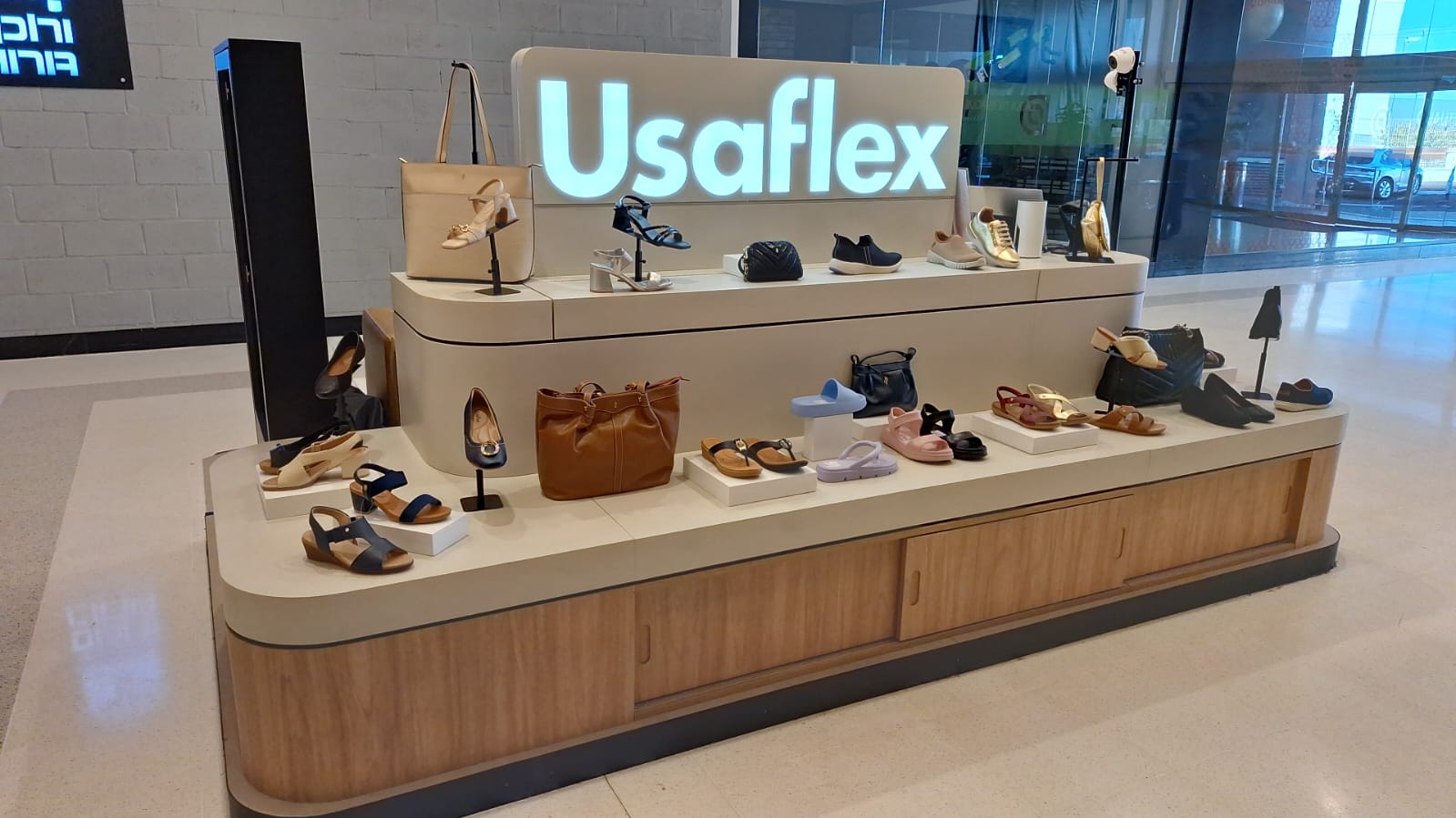 Usaflex marca presença na ABF 2024 com novos modelos de franquias ...