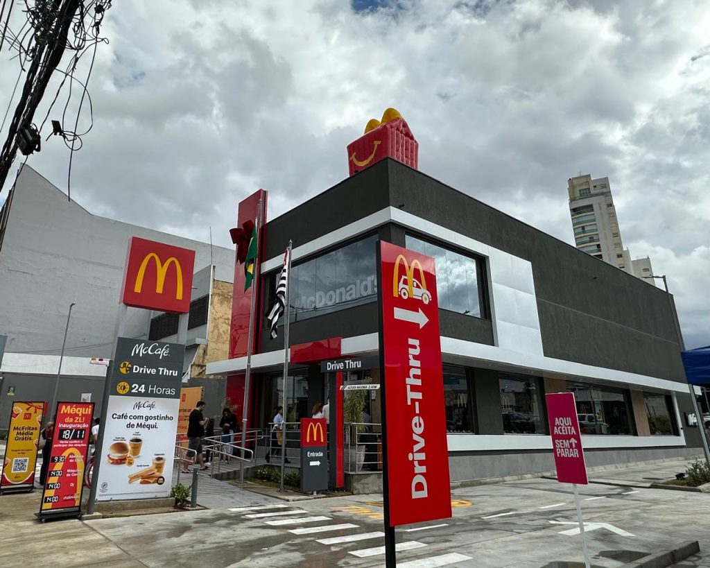McDonald’s inaugura restaurante 24 horas na Mooca - Mapa das Franquias